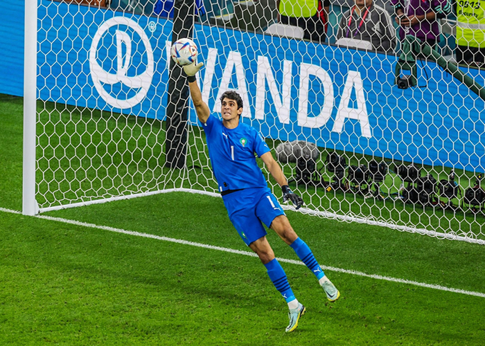 Yassine Bounou: “No sé qué techo va a tener este equipo” Diario ...